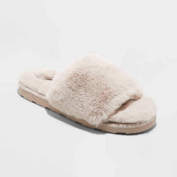 stars above | Shoes | New Stars Above Faux Fur Slippers | Poshmark